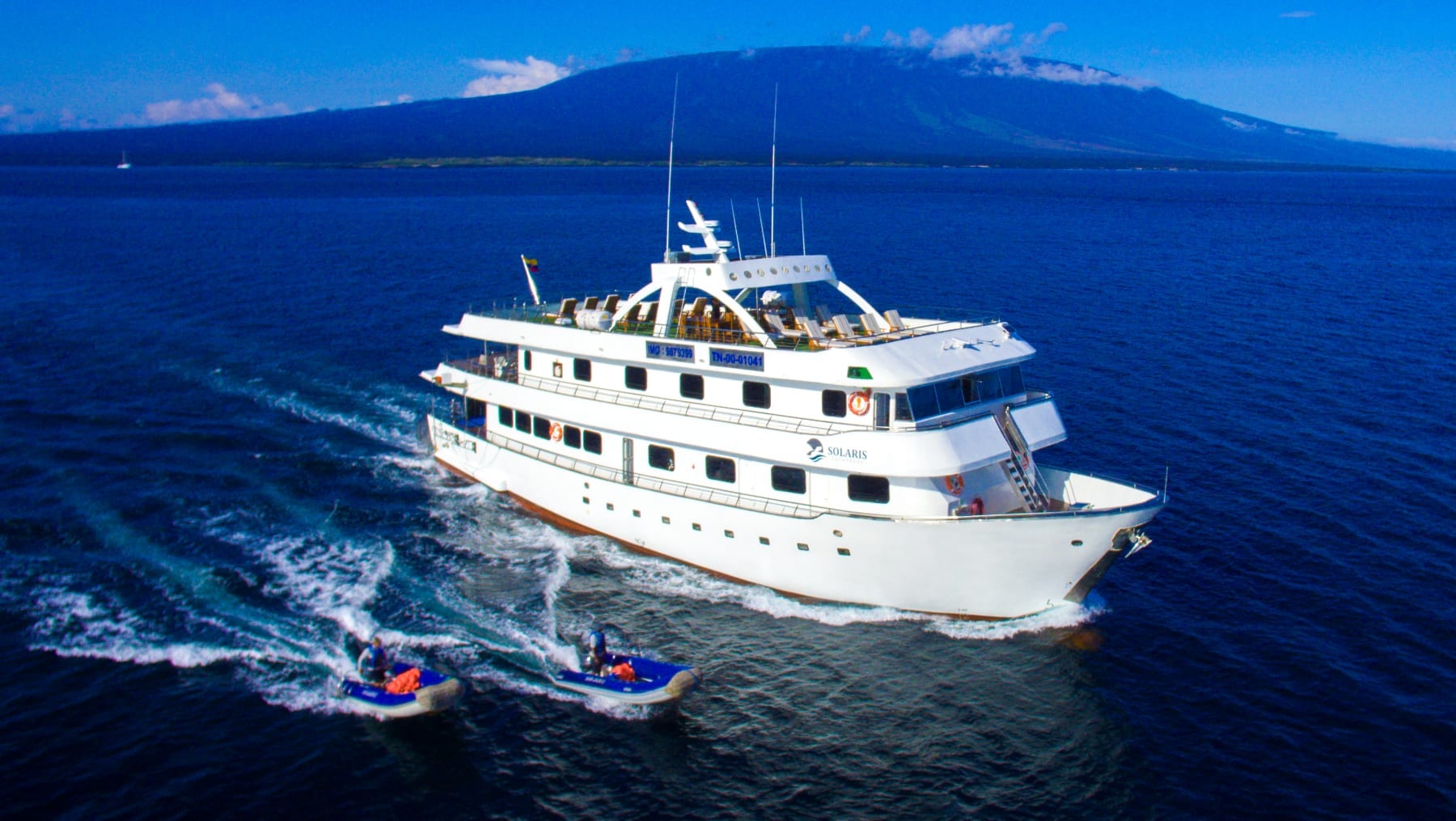 Solaris | Aves Travels | Vacation Galapagos Islands | Galapagos Cruise